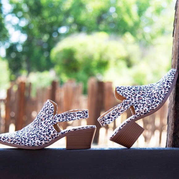 Qupid | Shoes | Qupid Leopard Comfy Slingback 75 Heeled Mule | Poshmark